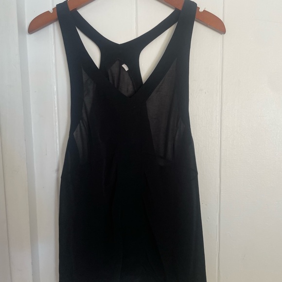 ALO Yoga | Tops | Alo Workout Tank | Poshmark